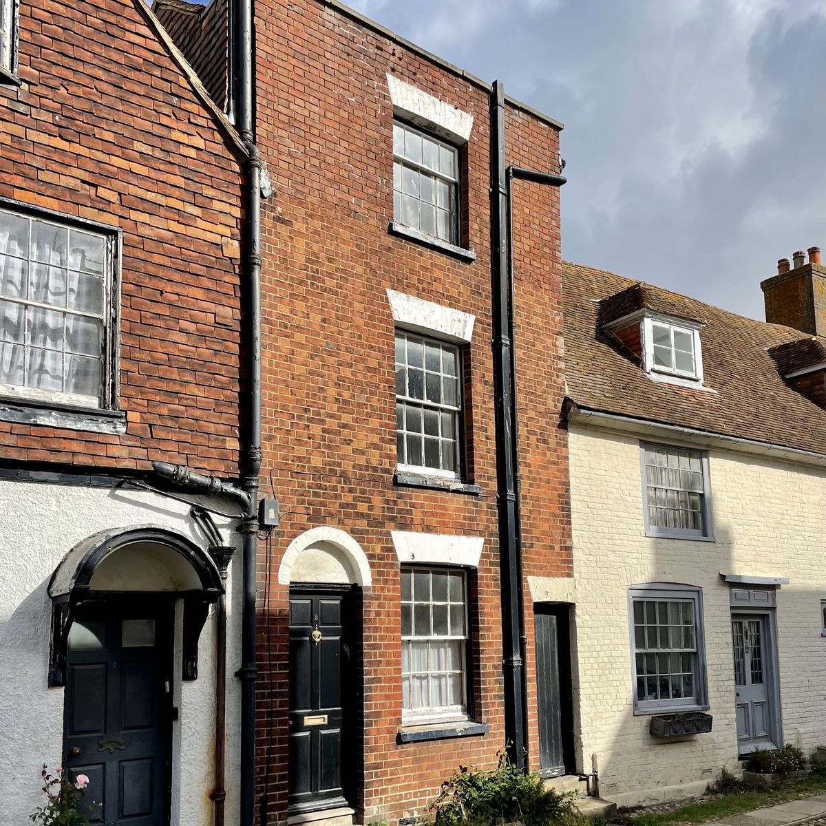 Watchbell Street › Puckhaber Decorative Antiques › specialists in ...